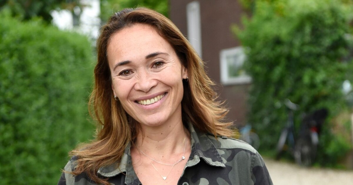 Militaire ceremonie en erehaag bij uitvaart Bibian Mentel - Margriet ...
