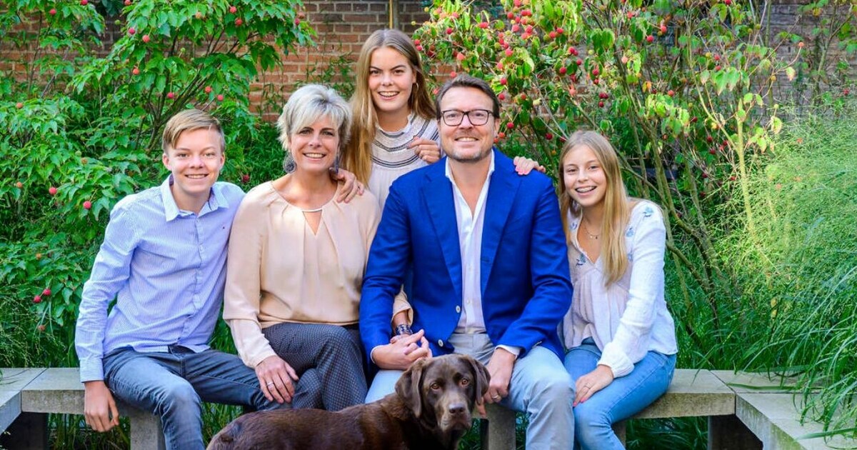 Groot feest in huize van Oranje: gravin Eloise is geslaagd | Margriet