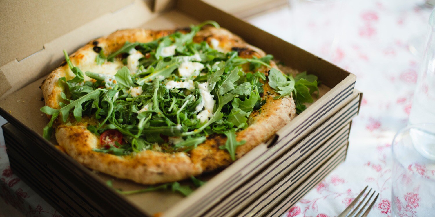 Eten bestellen maar tóch gezond eten? Dít zijn dan de beste opties ...