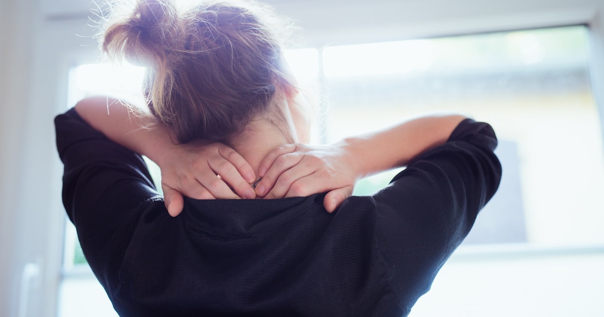 Heb je een talgkliercyste? Zo (on)gevaarlijk is zo'n bultje | Margriet