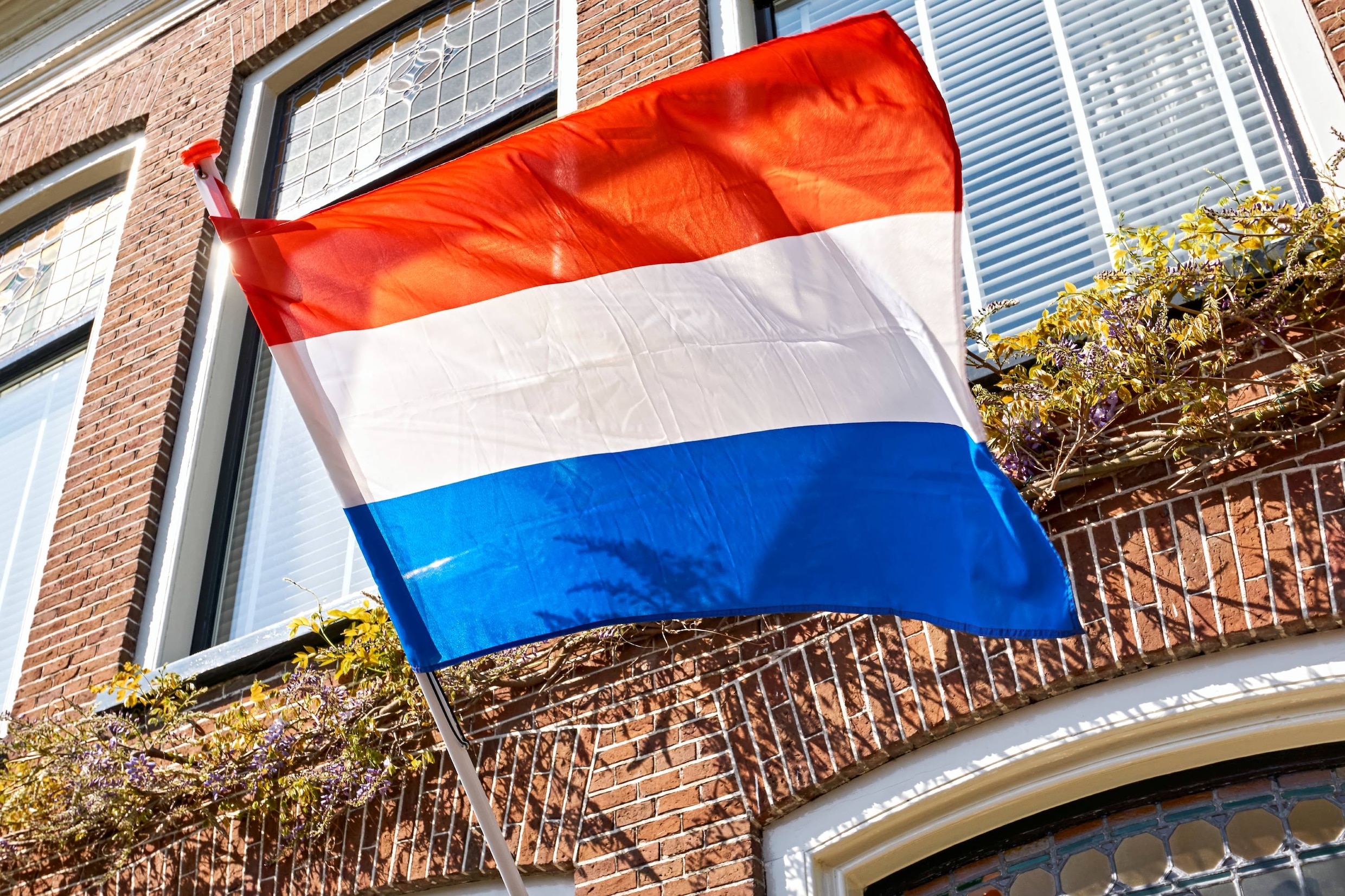 De vlag uithangen? Dit zijn volgens de etiquette de regels | Margriet