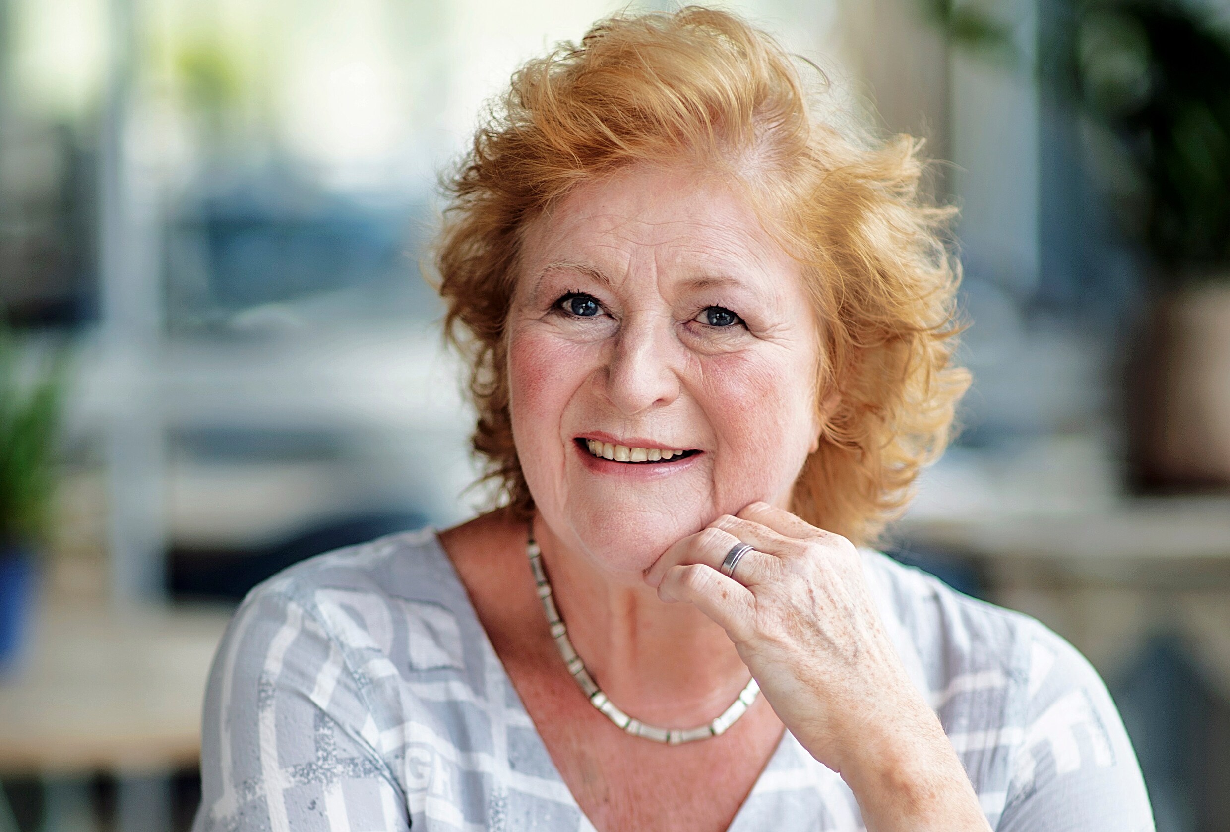 Als mantelzorg je relatie overhoop gooit: Clara's man heeft parkinson ...