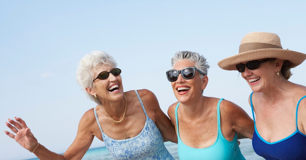 Waarom je badkleding wassen in de wasmachine funest is | Margriet