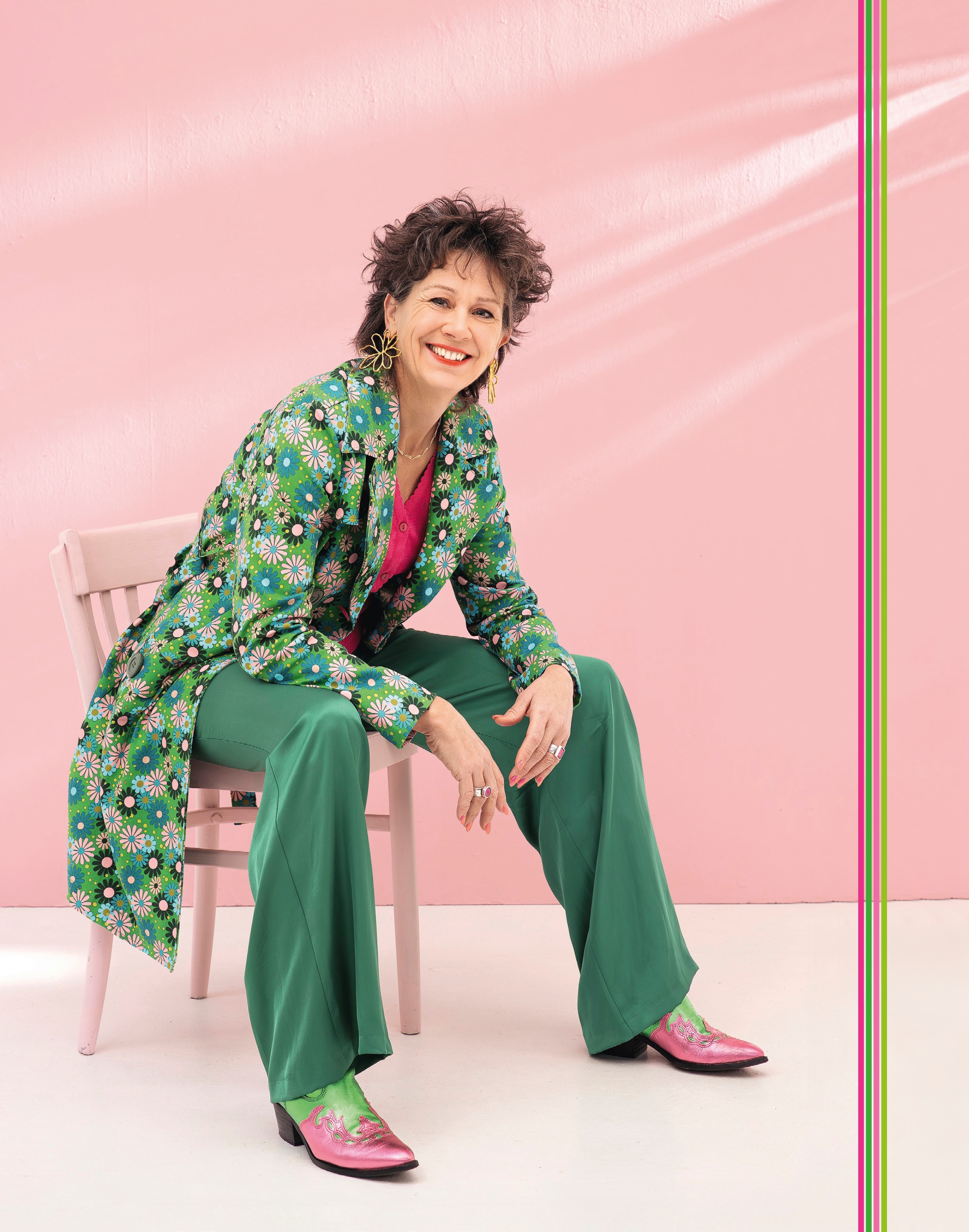 4x zij fleuren het straatbeeld op met hun kleurige kleding | Margriet