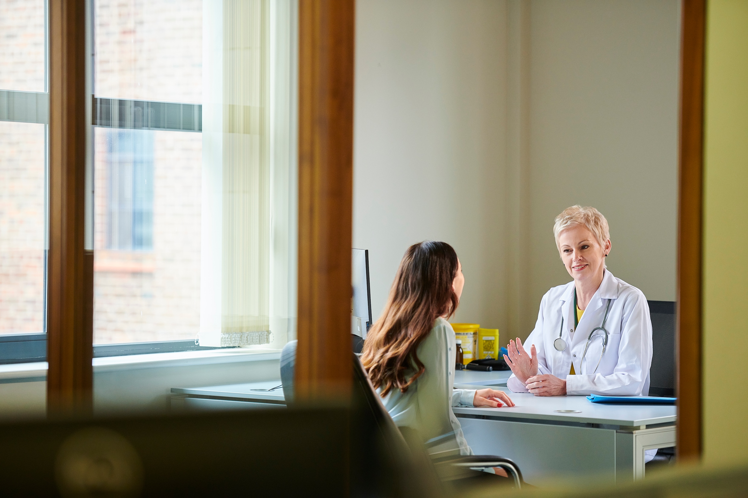 Consult bij de huisarts: zó ga je goed voorbereid het gesprek in | Margriet