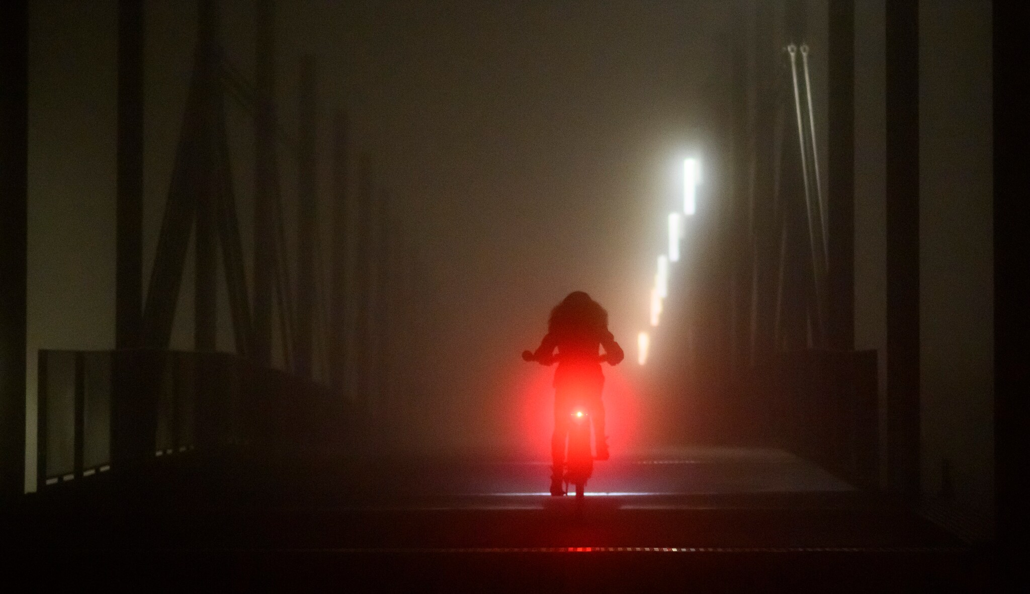 Waarom je de knipperstand van je fietsverlichting beter niet kunt gebruiken