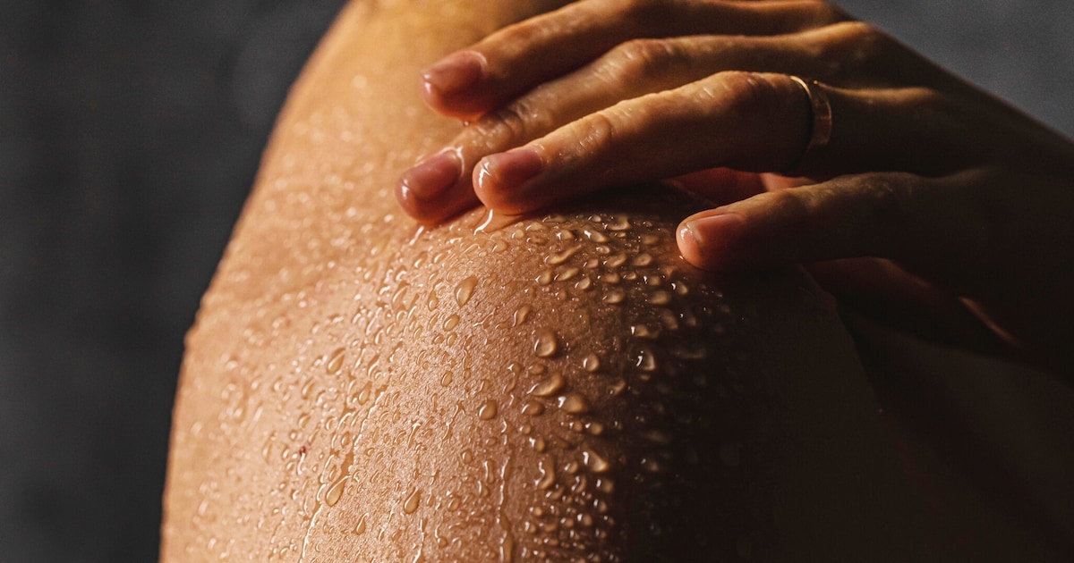 Dit gebeurt er met je lichaam als je een paar dagen niet doucht | Margriet