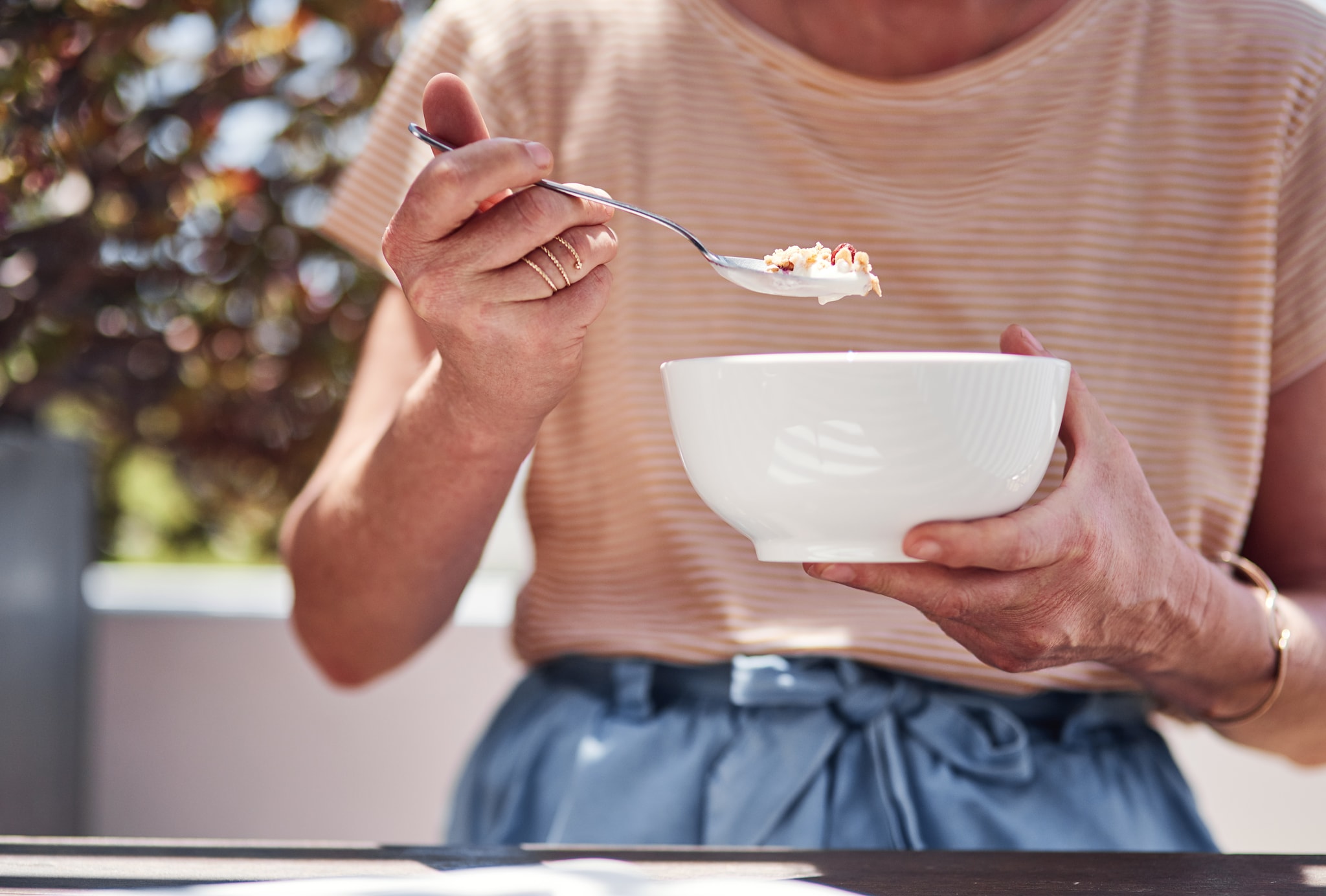 Zestigplus en verminderde eetlust? Diëtist vertelt hoe je toch de ...